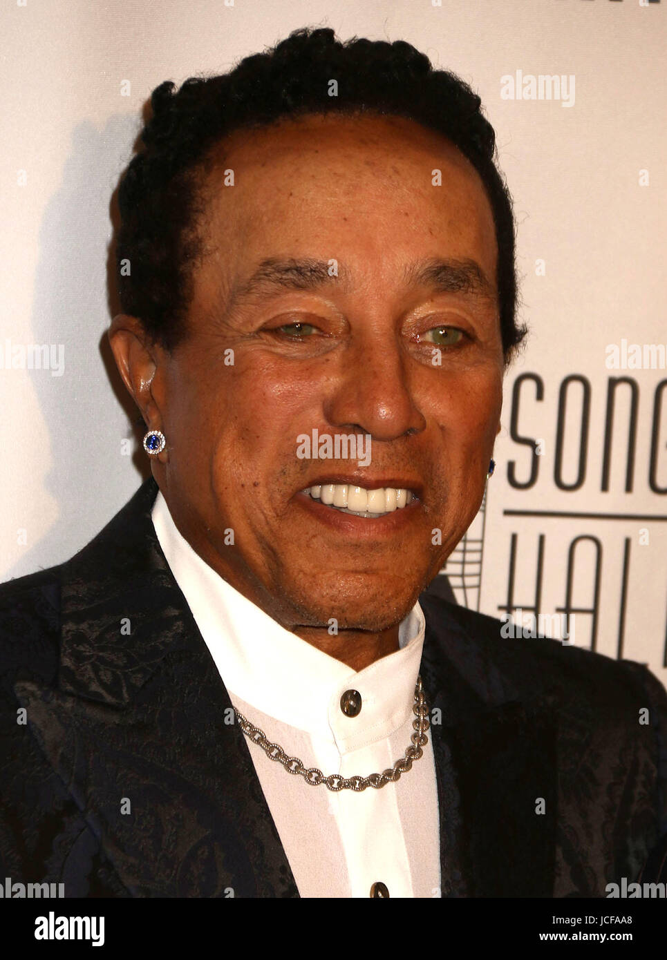 New York, New York, USA. 15th June, 2017. Singer SMOKEY ROBINSON ...