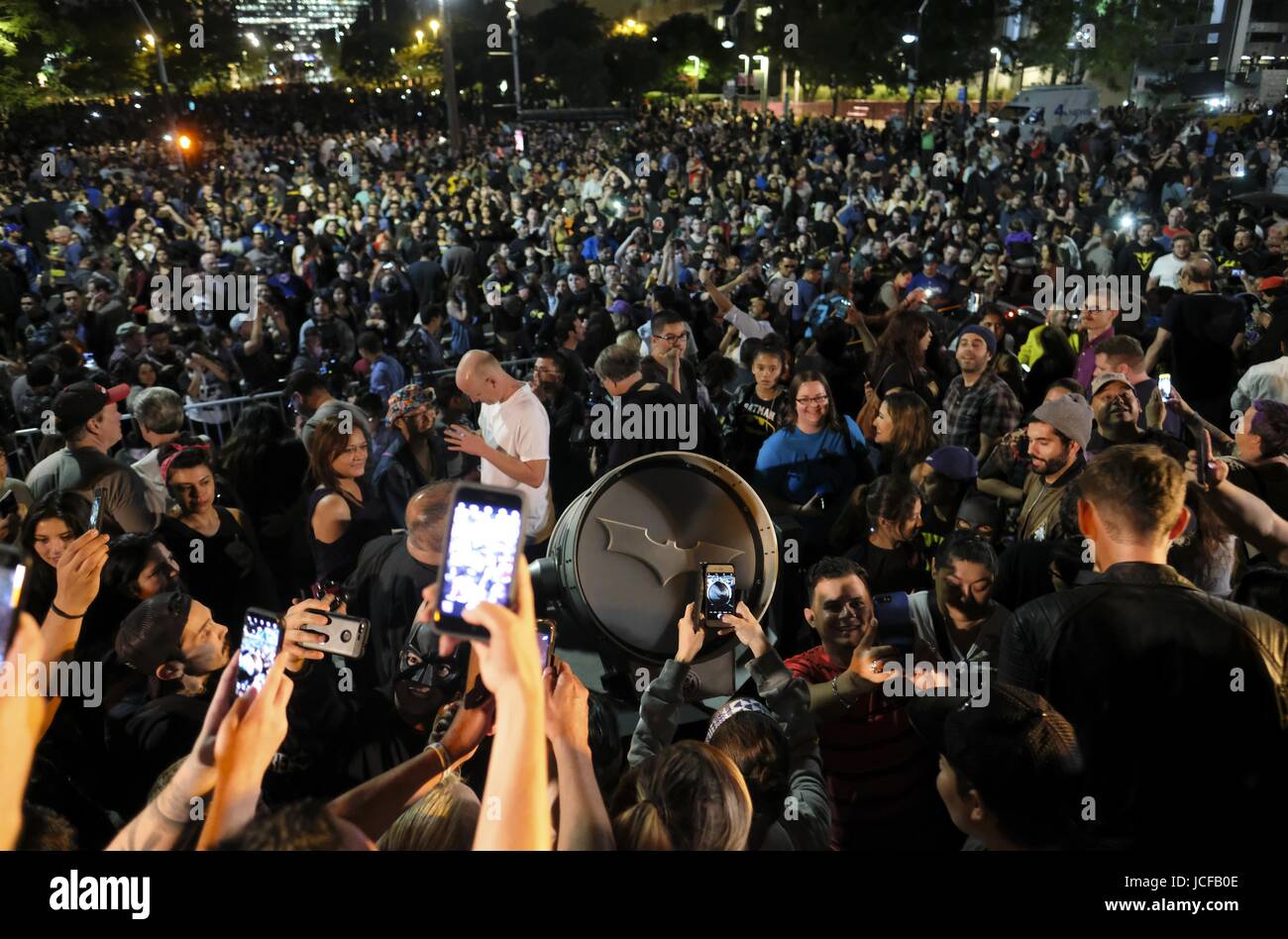Los Angeles, California, USA. 15th June, 2017. People crowd as the Bat ...