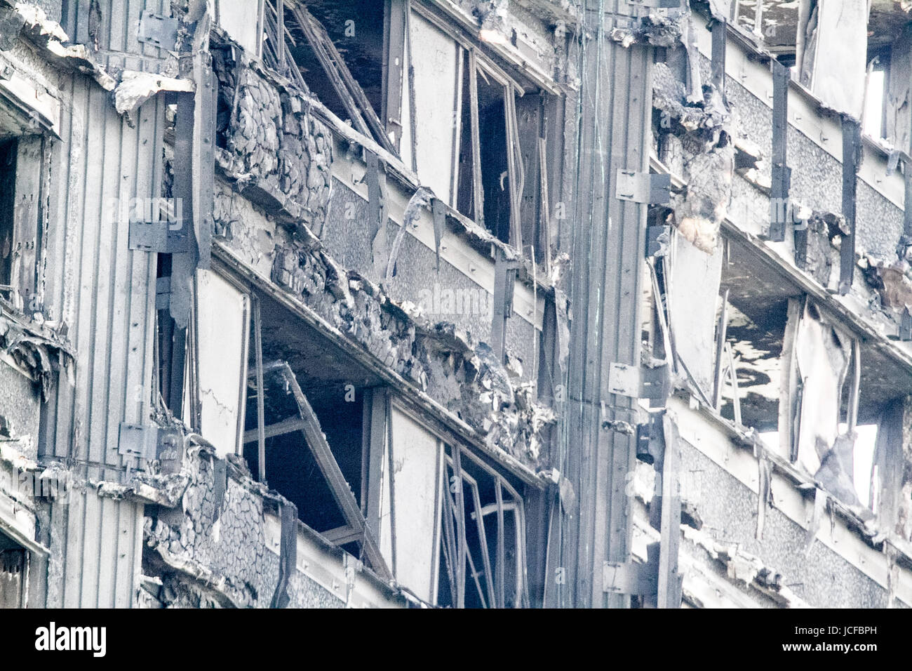 Grenfell tower cladding hi-res stock photography and images - Alamy