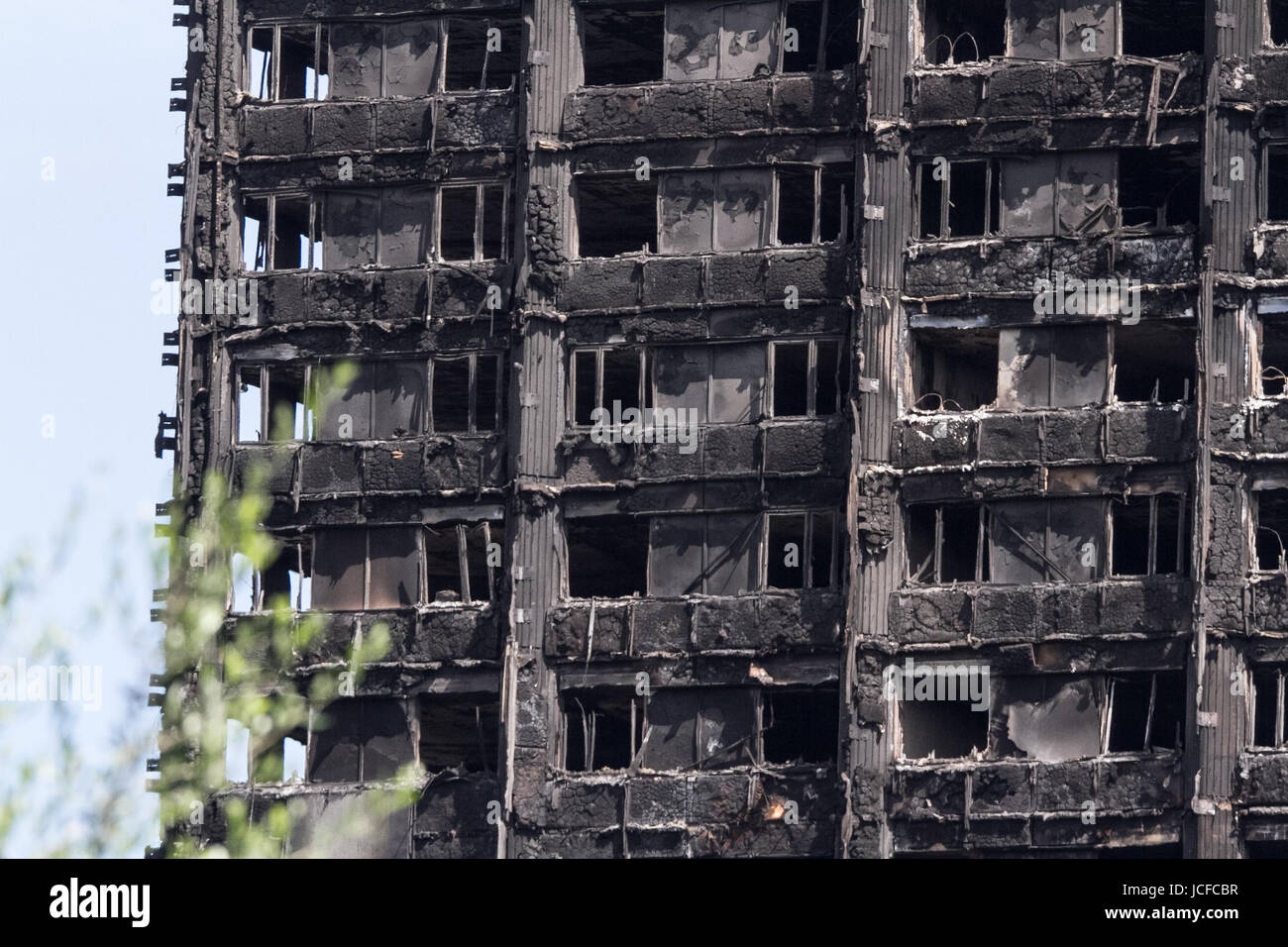 Grenfell tower cladding hi-res stock photography and images - Alamy