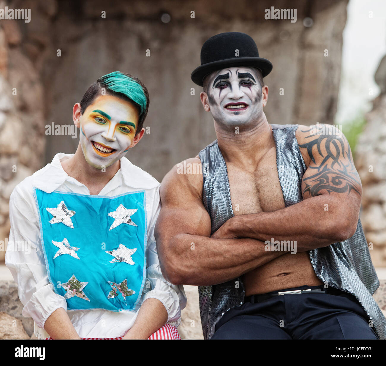 Laughing clown hi-res stock photography and images - Alamy