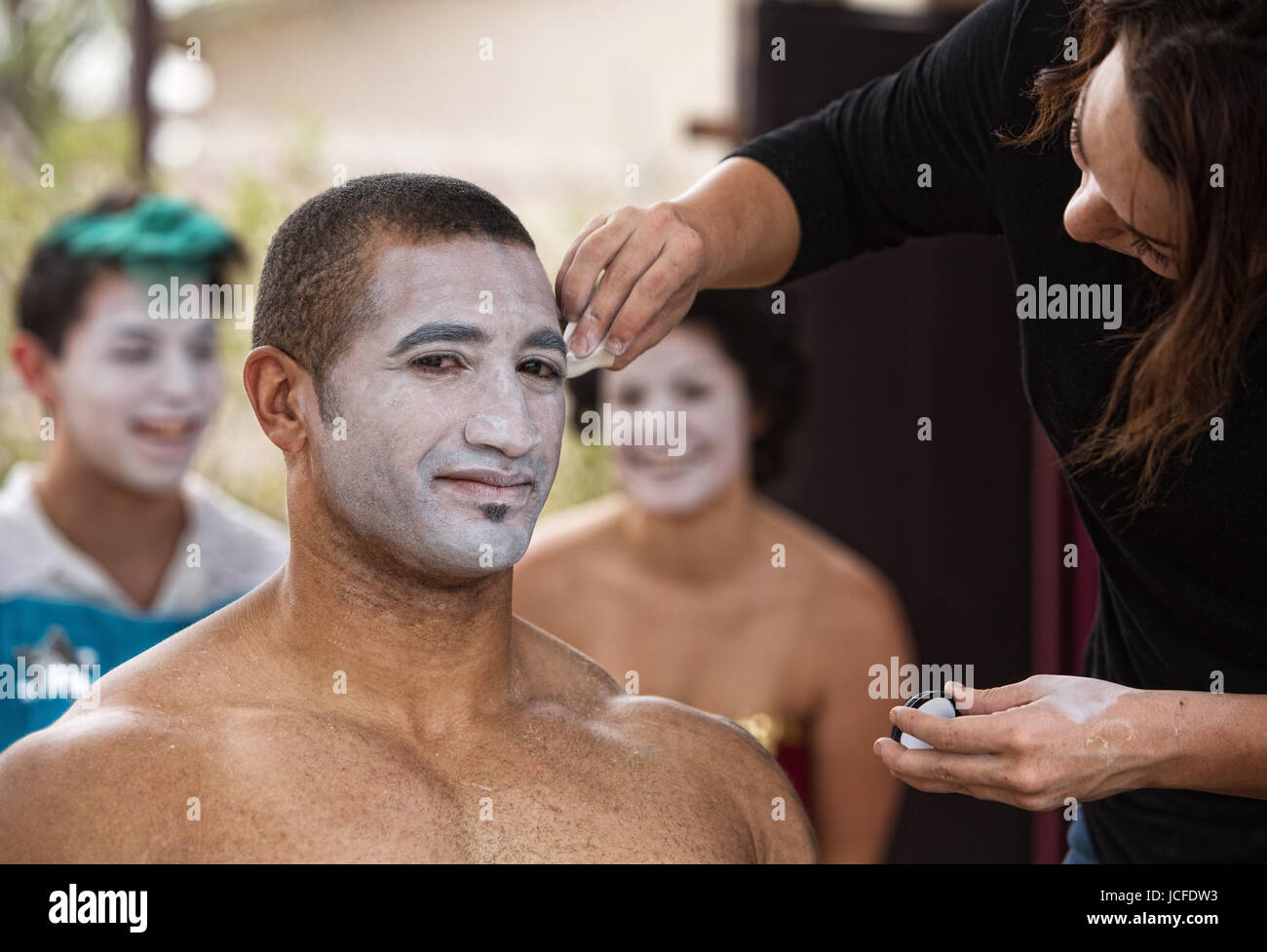 American circus performer hi-res stock photography and images - Alamy