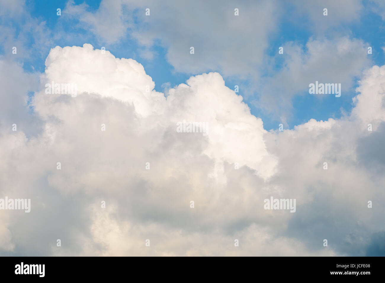 cloudscape in clear daytime, sunshine Stock Photo - Alamy