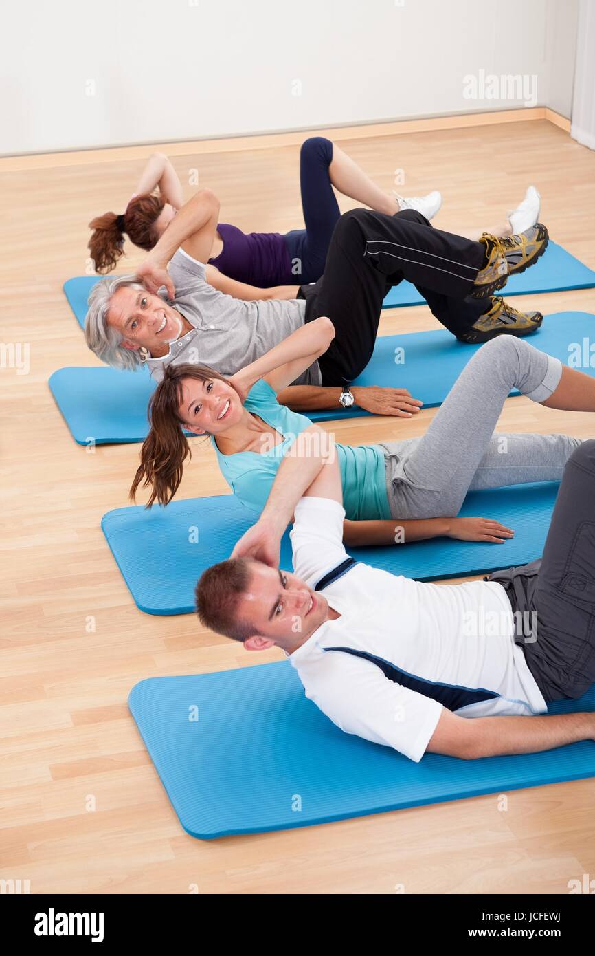 Diverse body shapes hi-res stock photography and images - Alamy
