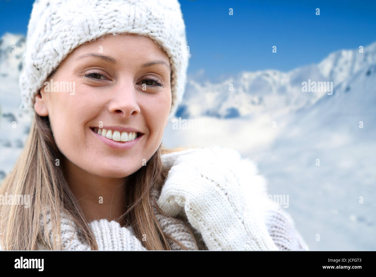 Beautiful young woman wearing woolen clothes Stock Photo - Alamy