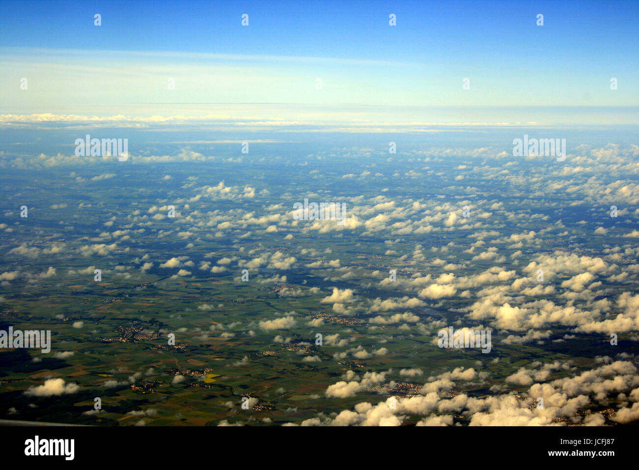 Sky radiation hi-res stock photography and images - Alamy