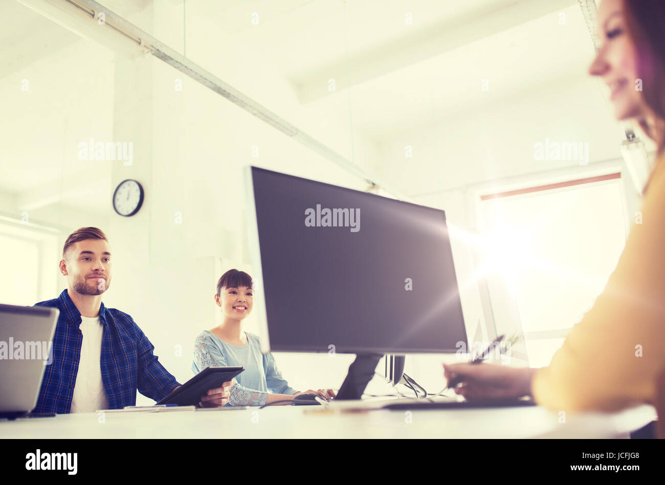Team networking hi-res stock photography and images - Alamy