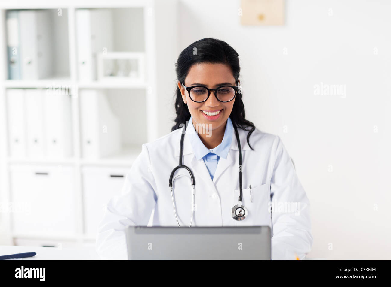 Beautiful female doctor browsing hi-res stock photography and images ...