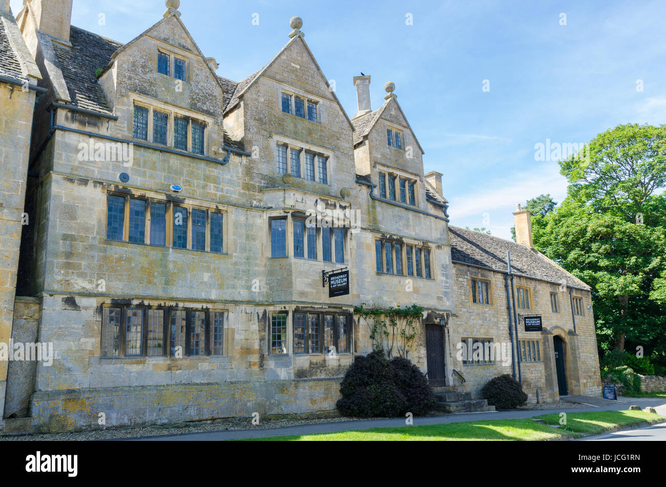 Broadway Museum and Art Gallery in the pretty village of Broadway in ...