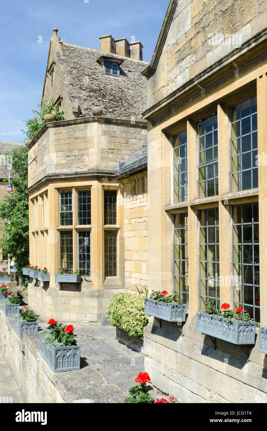 Stone bay window with leaded windows in the pretty village of Broadway ...