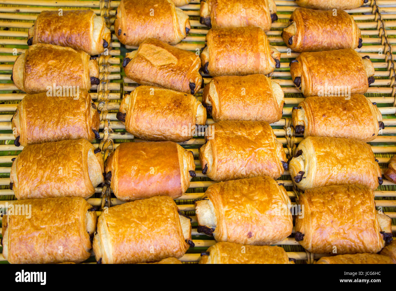 French bakery store hi-res stock photography and images - Alamy