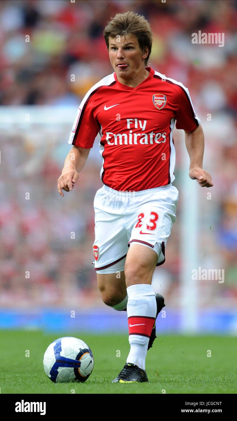 Andrey arshavin 2009 hi-res stock photography and images - Alamy