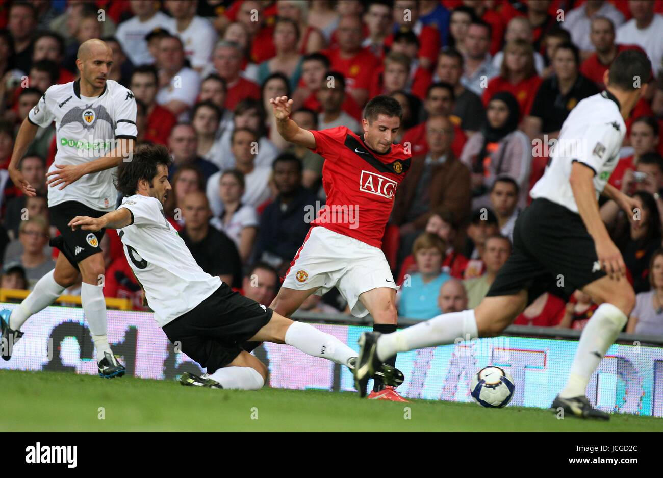Old trafford david albelda hi-res stock photography and images - Alamy