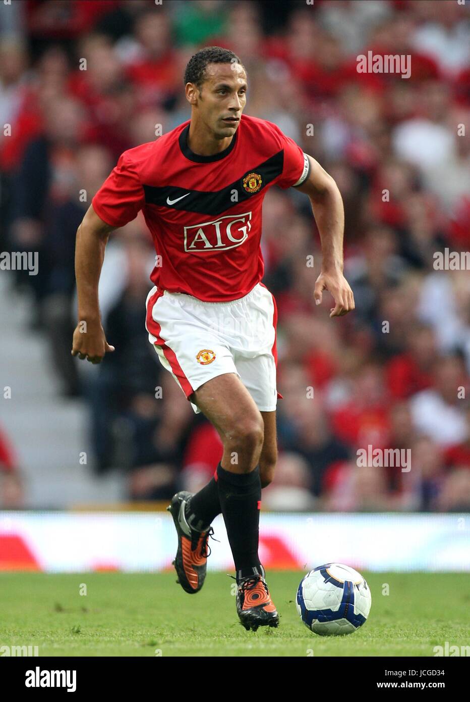Manchester united player rio ferdinand hi-res stock photography and ...