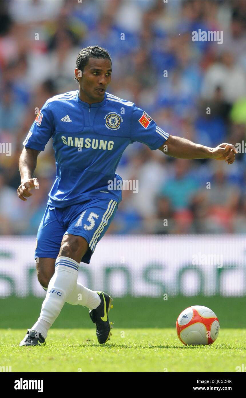 FLORENT MALOUDA CHELSEA FC CHELSEA V MANCHESER UNITED WEMBLEY STADIUM ...