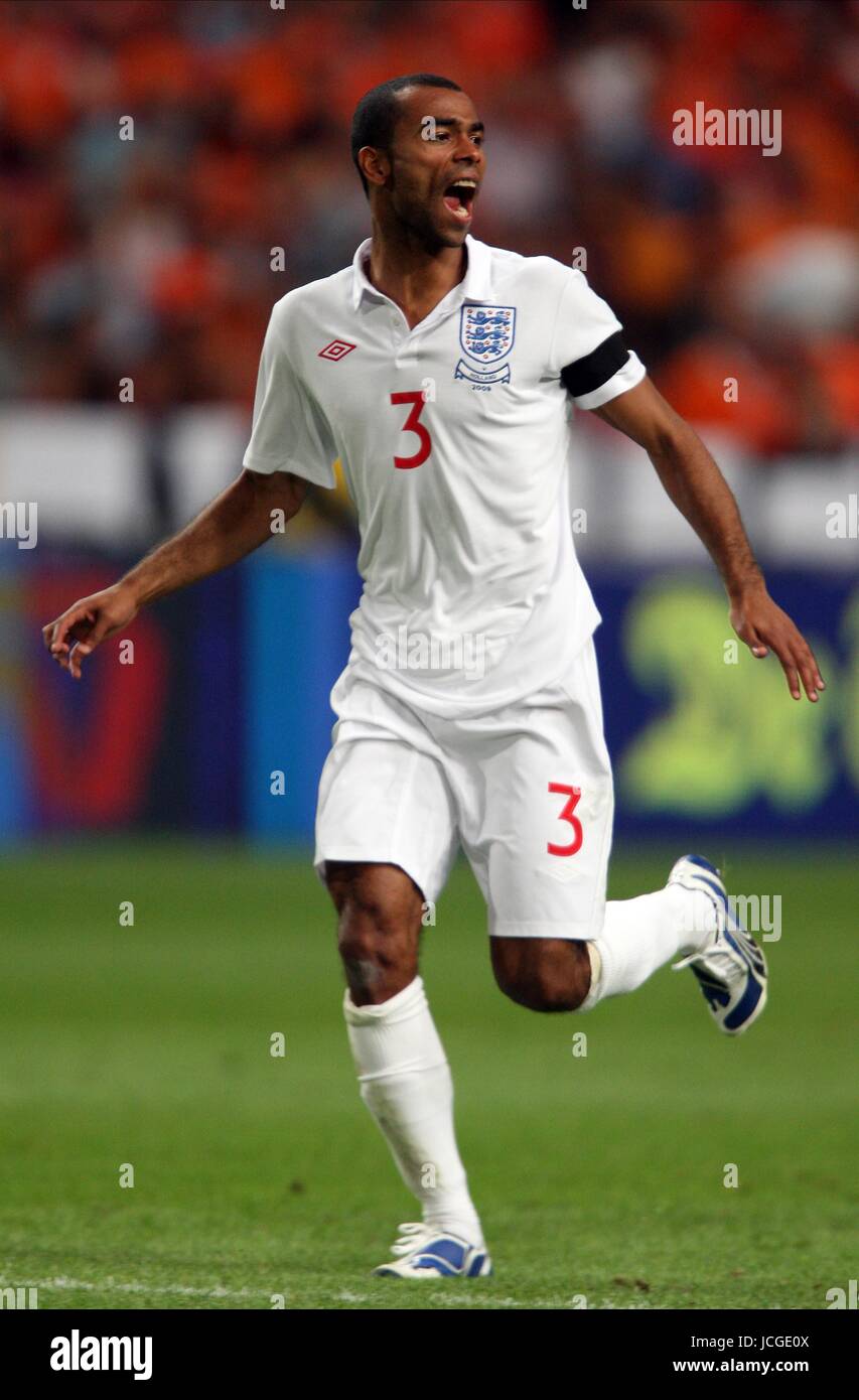 ASHLEY COLE ENGLAND & CHELSEA FC HOLLAND V ENGLAND, INTERNATIONAL ...
