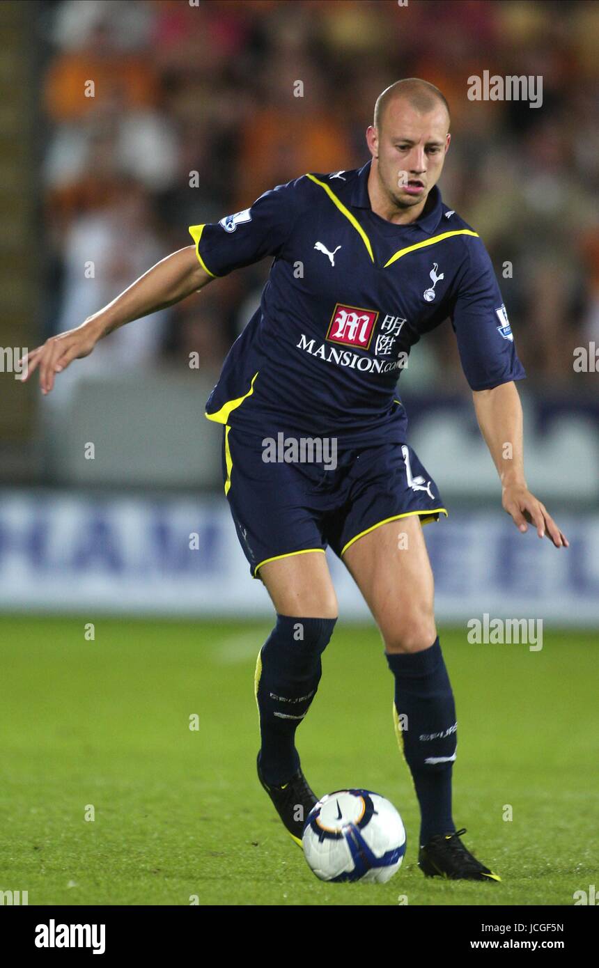 ALAN HUTTON TOTTENHAM HOTSPUR FC HULL CITY V TOTTENHAM KC STADIUM, HULL ...