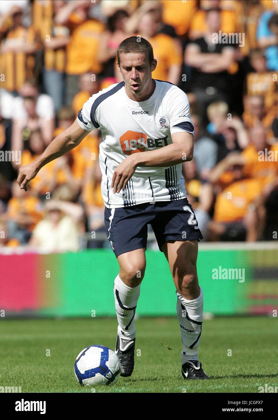 SEAN DAVIS BOLTON WANDERERS FC HULL V BOLTON KC STADIUM, HULL, ENGLAND ...