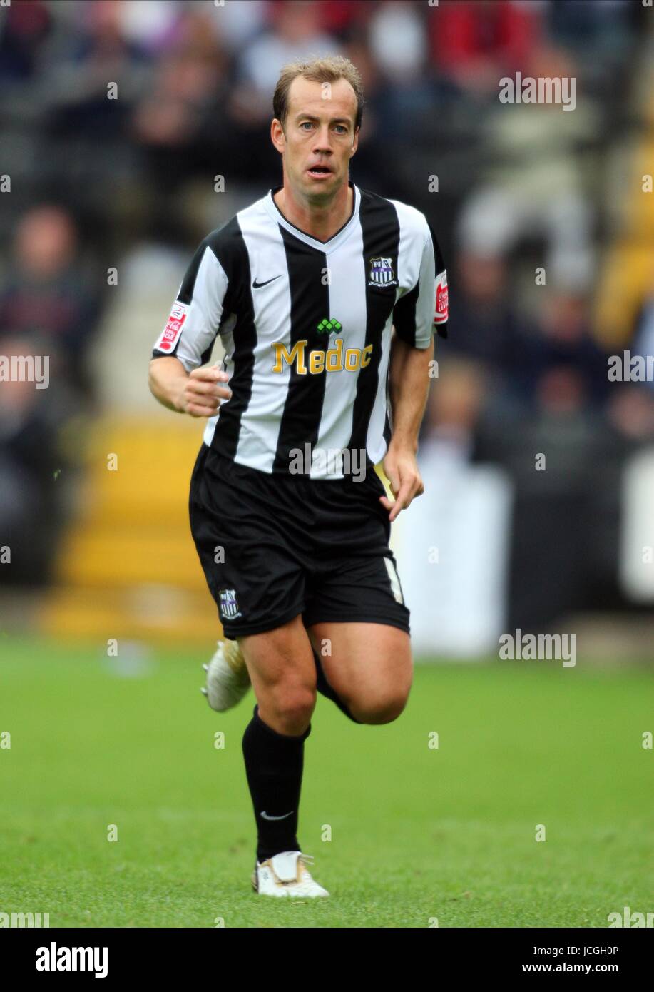 Jamie clapham notts county hi-res stock photography and images - Alamy