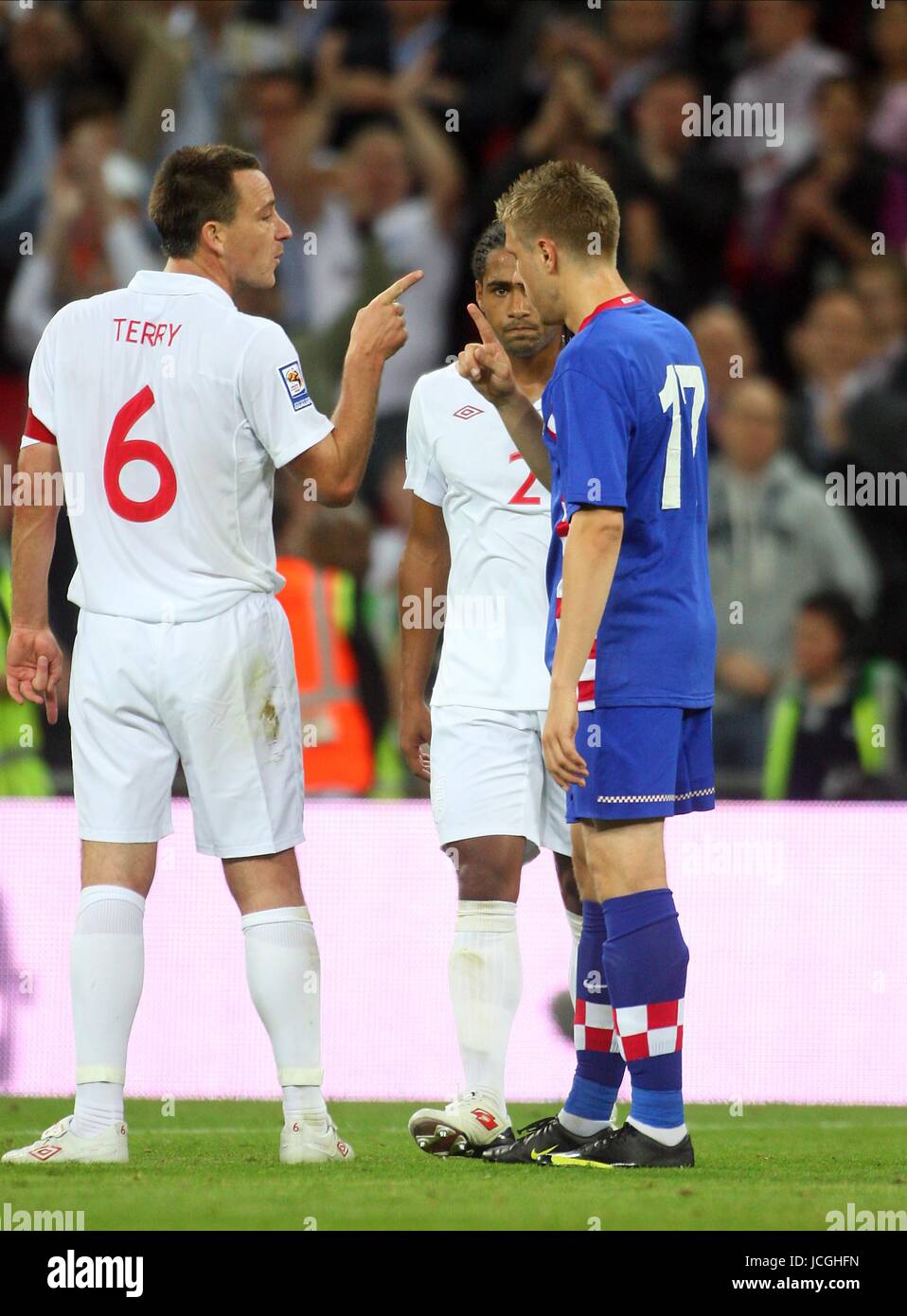 JOHN TERRY & IVAN KLASNIC ENGLAND V CROATIA ENGLAND V CROATIA WEMBLEY ...