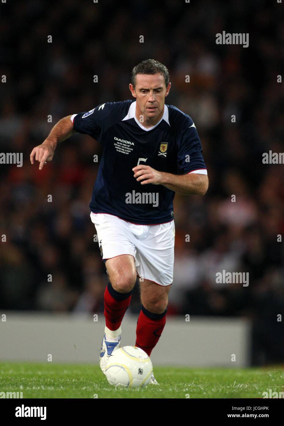 DAVID WEIR SCOTLAND & GLASGOW RANGERS FC SCOTLAND V HOLLAND HAMPDEN ...
