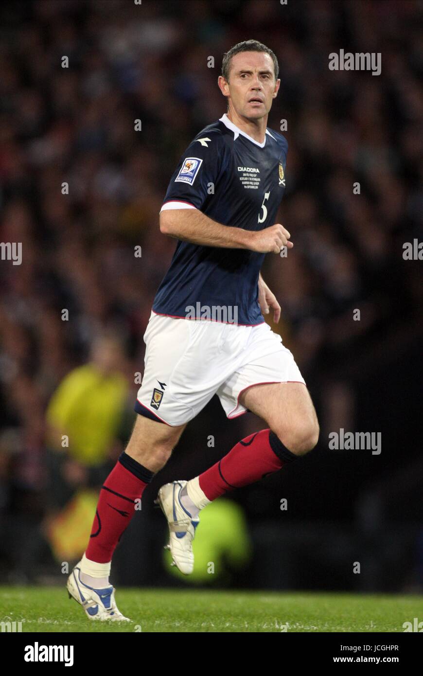 DAVID WEIR SCOTLAND & GLASGOW RANGERS FC SCOTLAND V HOLLAND HAMPDEN ...