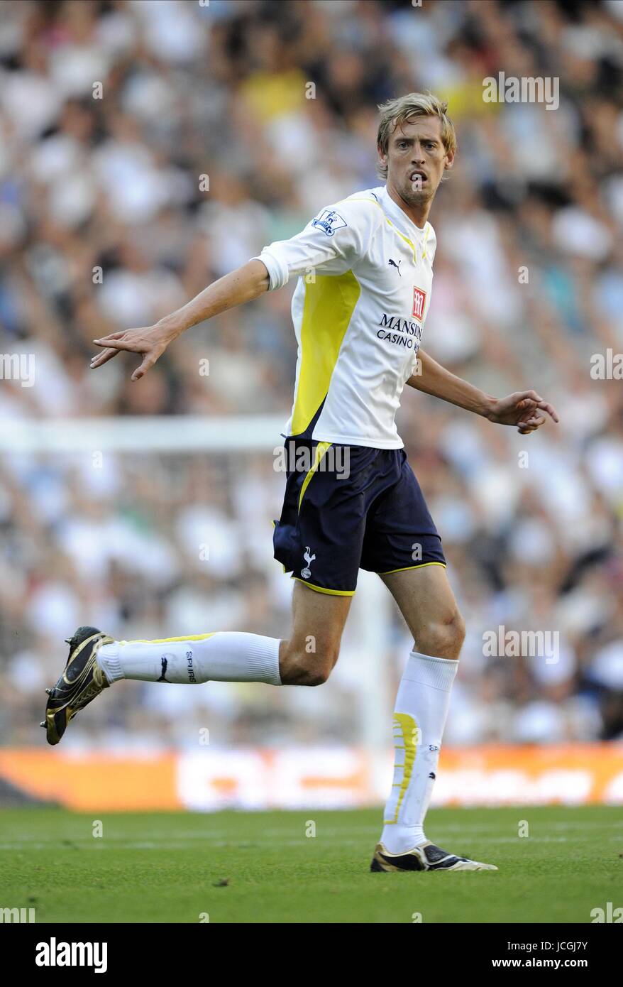 Peter crouch england football player hi-res stock photography and ...