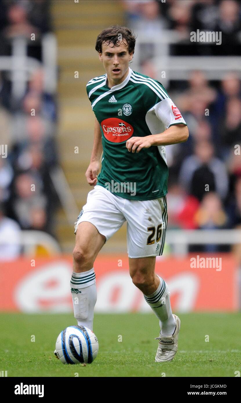 ALAN GOW PLYMOUTH ARGYLE FC NEWCASTLE V PLYMOUTH ST JAMES PARK ...