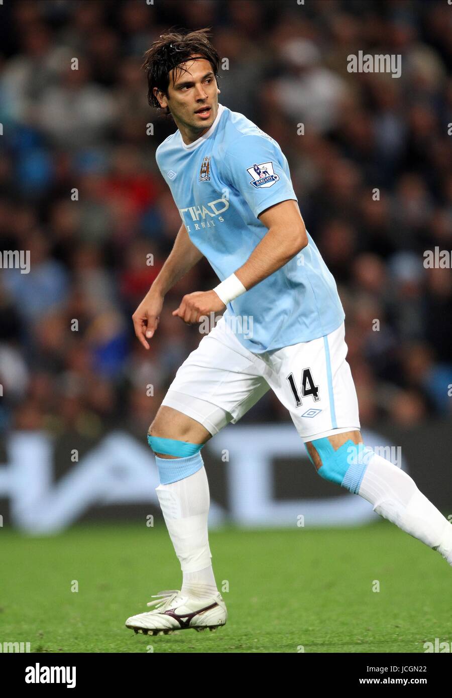 ROQUE SANTA CRUZ MANCHESTER CITY FC MANCHESTER CITY V WEST HAM UNITED ...