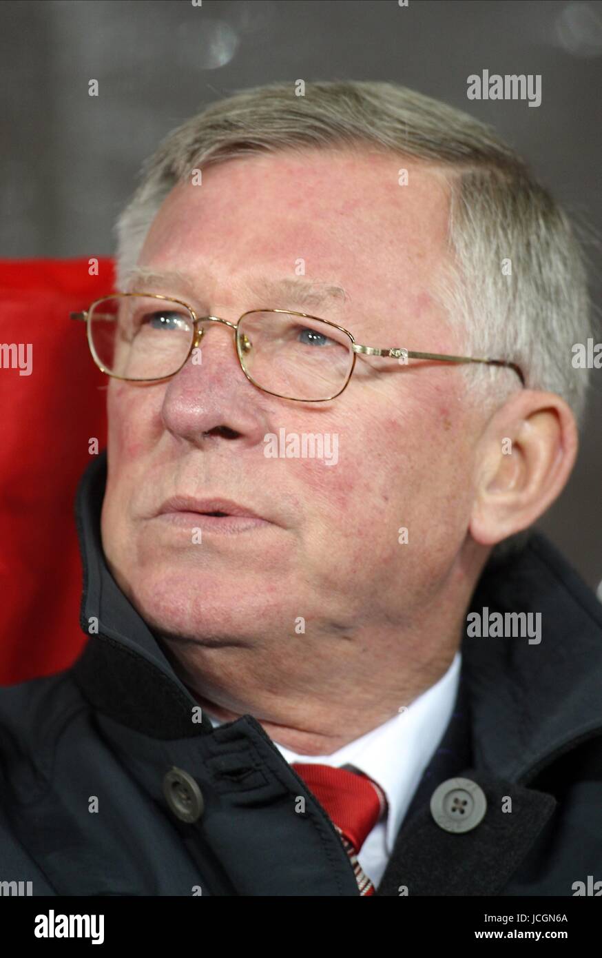 SIR ALEX FERGUSON MANCHESTER UNITED FC MANAGER MANCHESTER UNITED V VFL ...