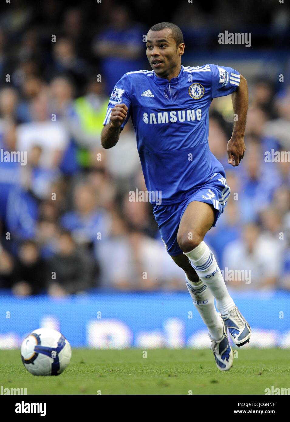Ashley cole chelsea fc may hi-res stock photography and images - Alamy