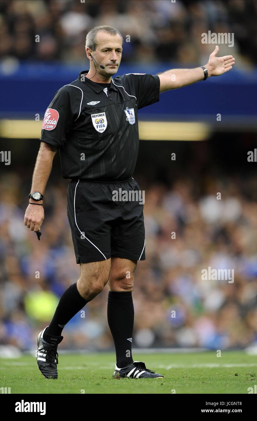 MARTIN ATKINSON REFEREE CHELSEA V LIVERPOOL STAMFORD BRIDGE, LONDON ...