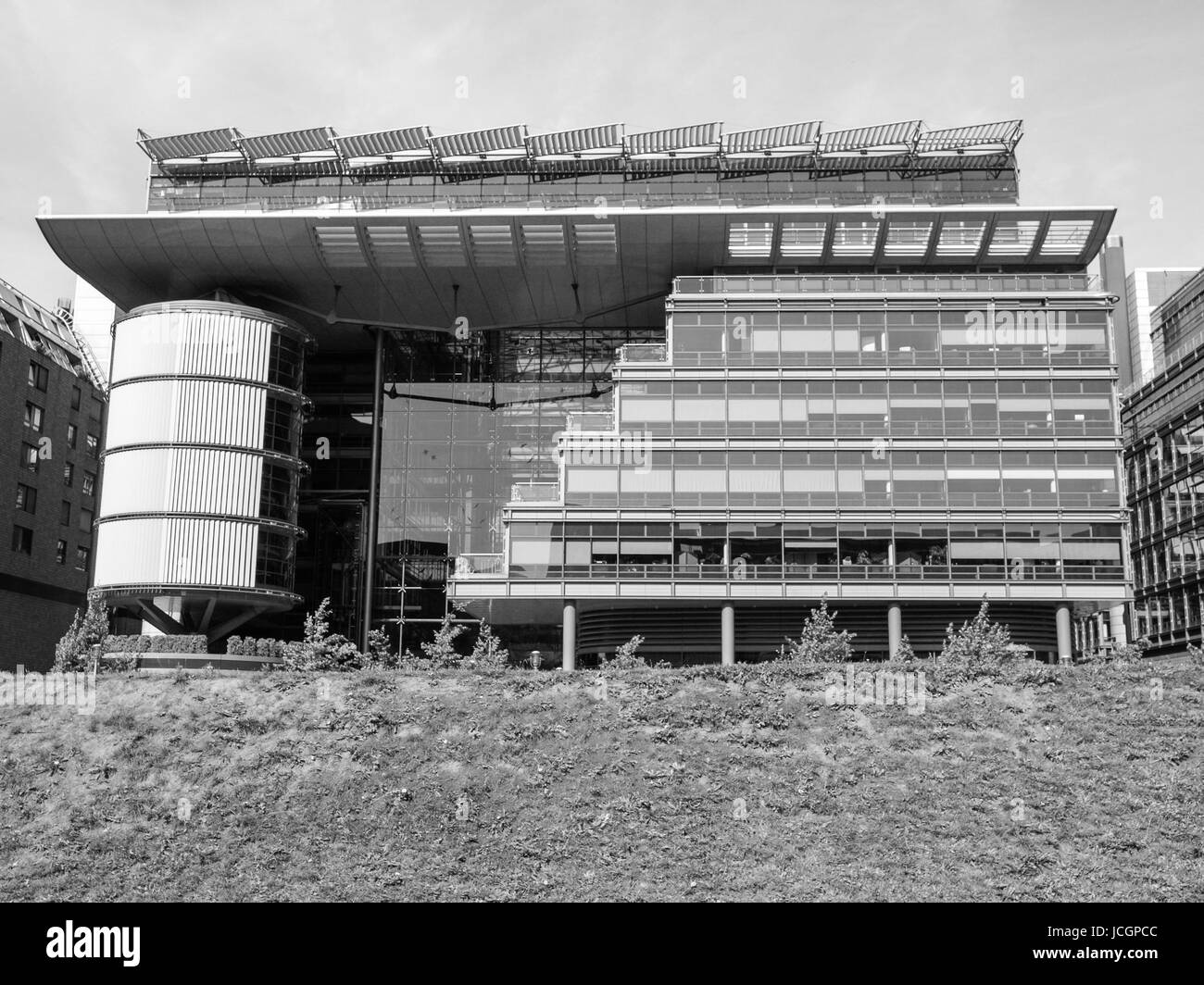 Potsdamer platz renzo piano building Black and White Stock Photos ...