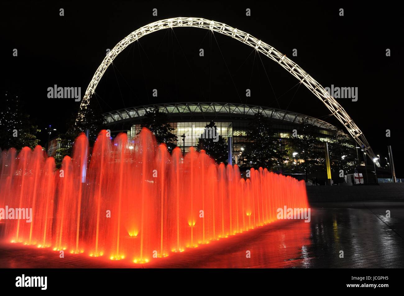 Wembley stadium view night hi-res stock photography and images - Alamy