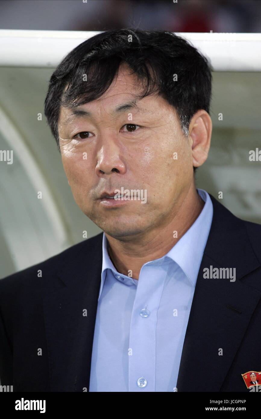 Kim jong hun north football coach hi-res stock photography and images ...