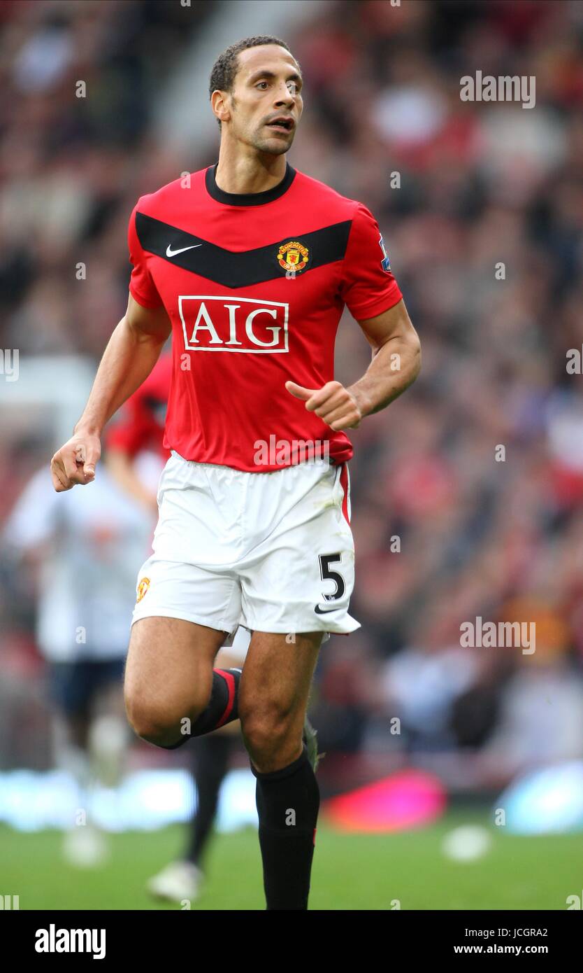 Manchester united player rio ferdinand hi-res stock photography and ...