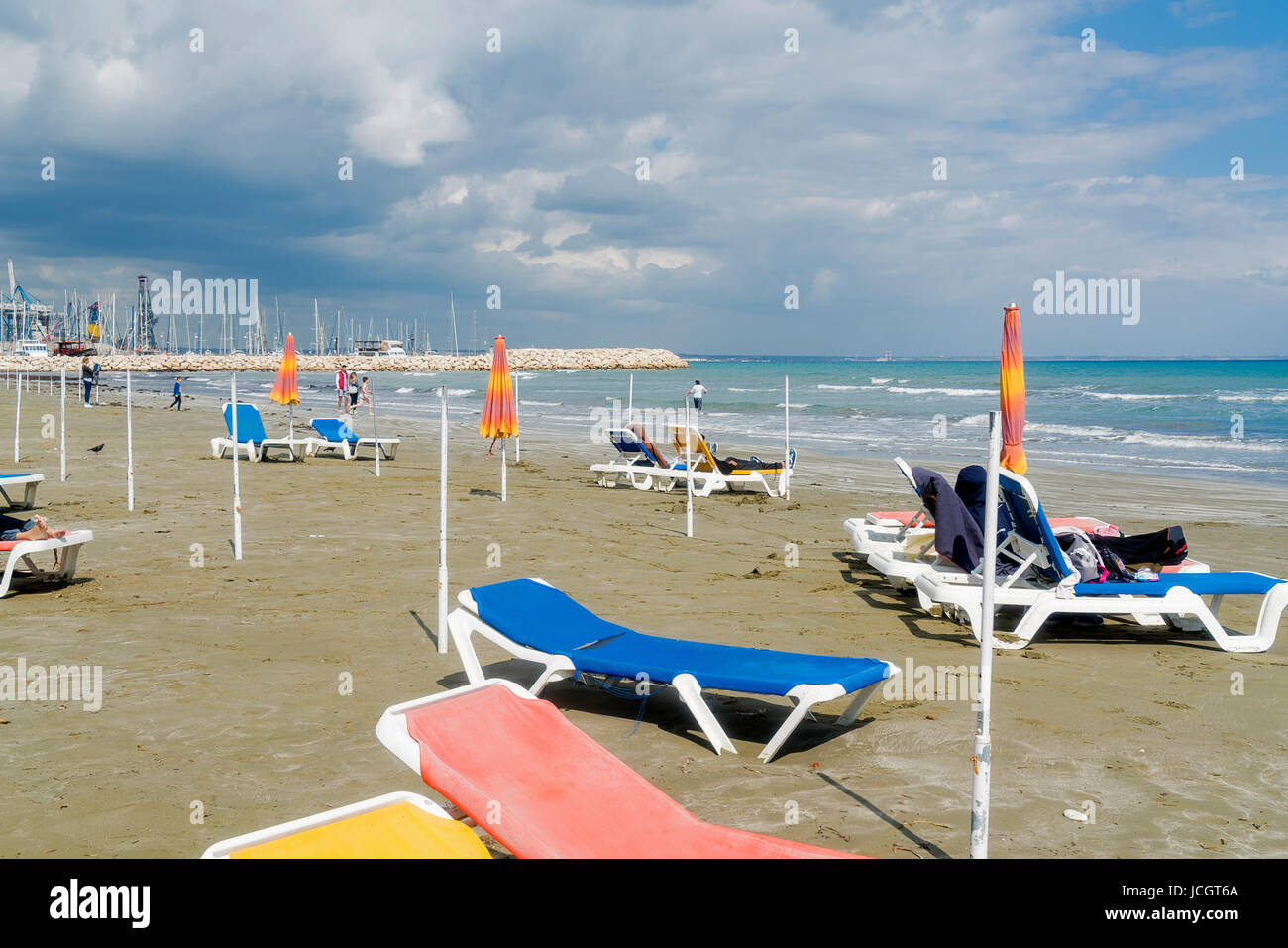 Seafront deckchairs hi-res stock photography and images - Alamy