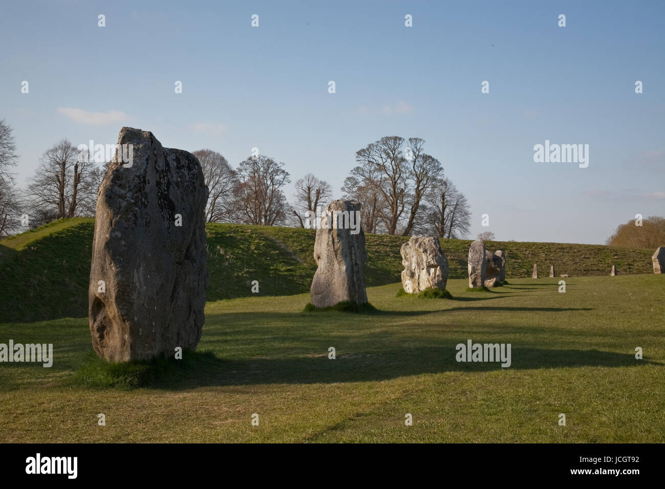 Avebury standing stones hi-res stock photography and images - Alamy