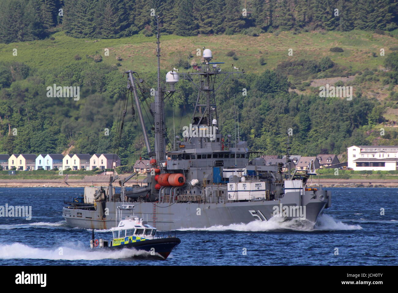 USNS Grasp (T-ARS-51), a Safeguard-class salvage vessel of the US Navy ...