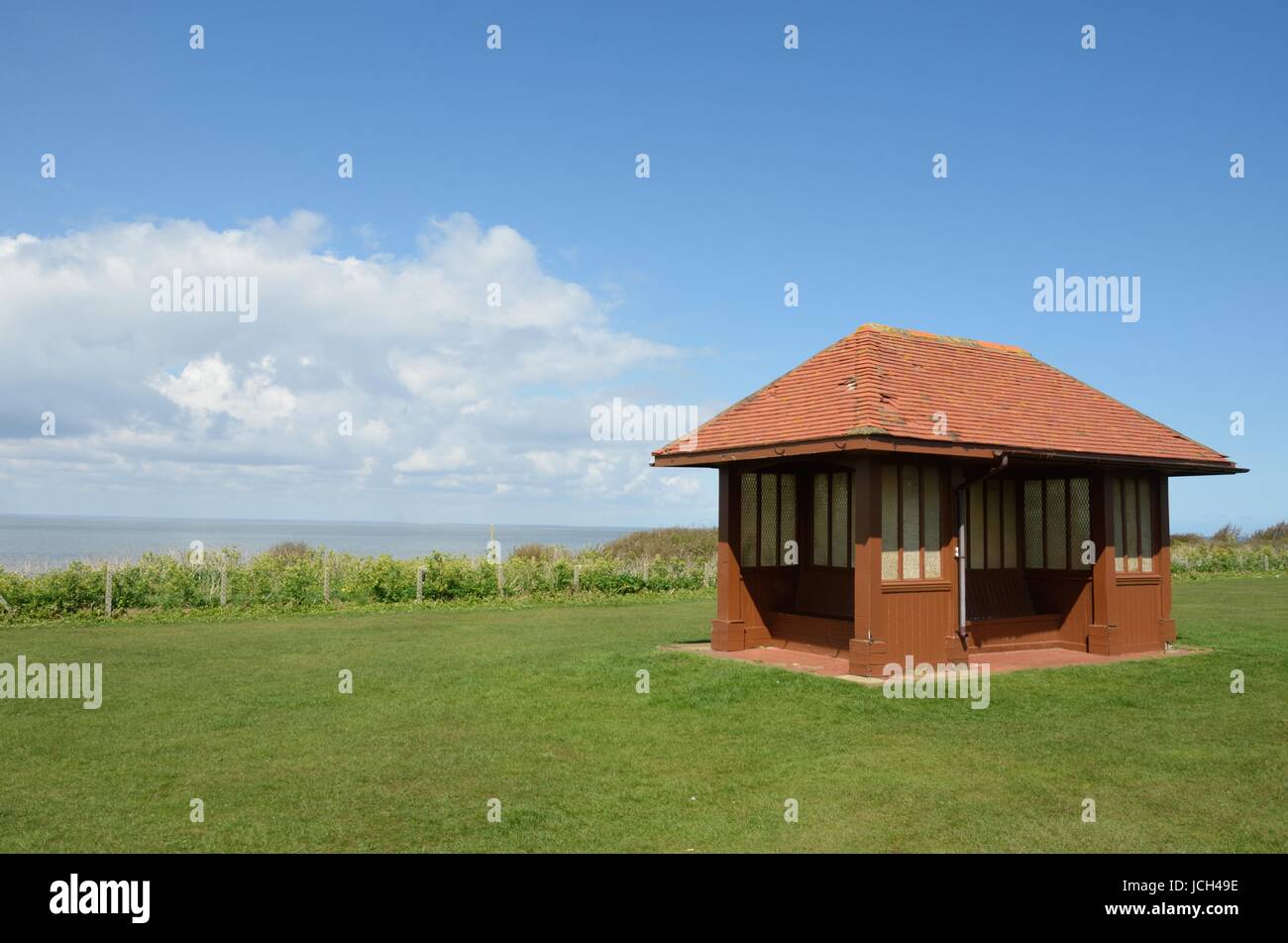 Wooden seaside shelter hi-res stock photography and images - Alamy