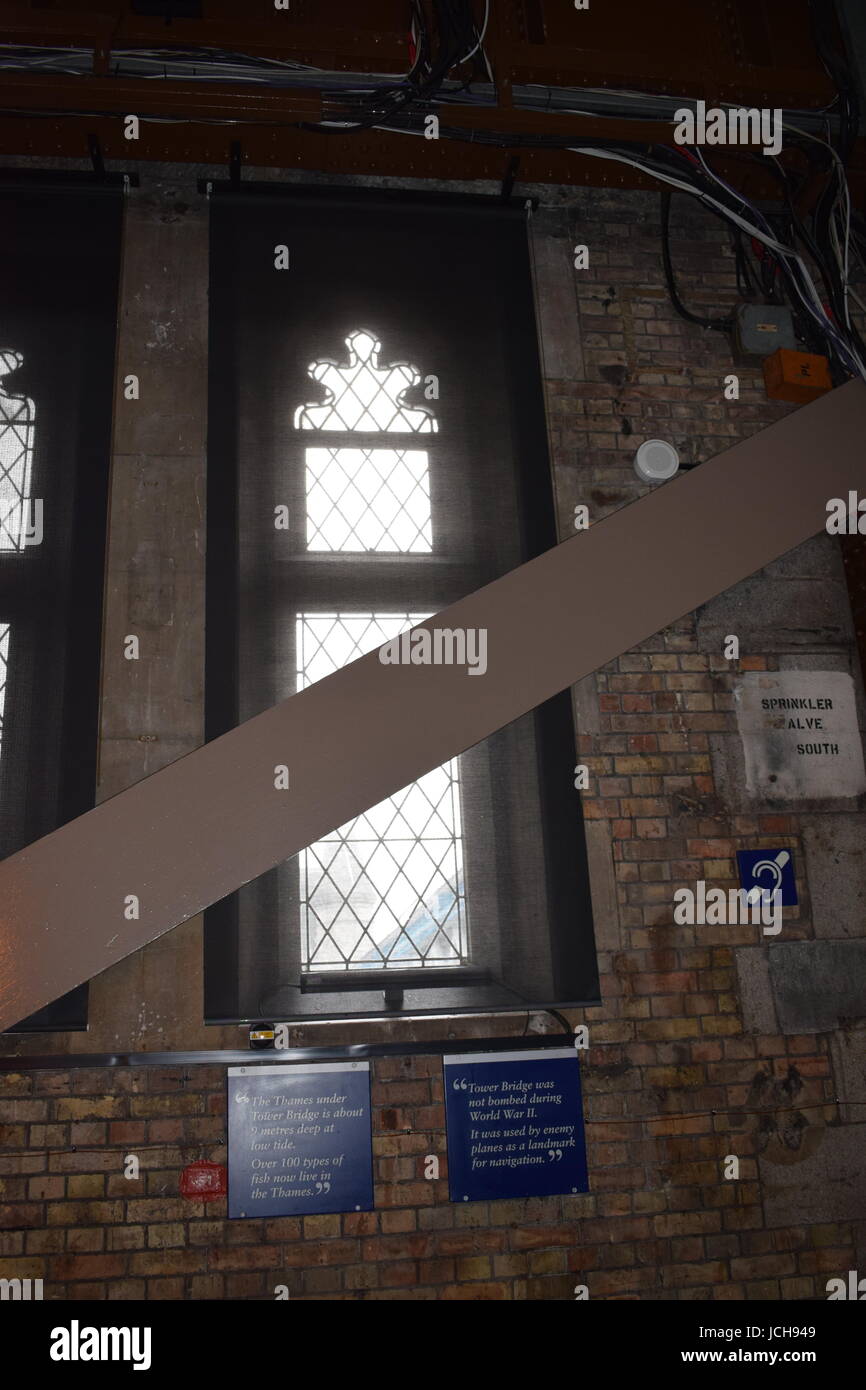 Theatre fly tower hi-res stock photography and images - Alamy