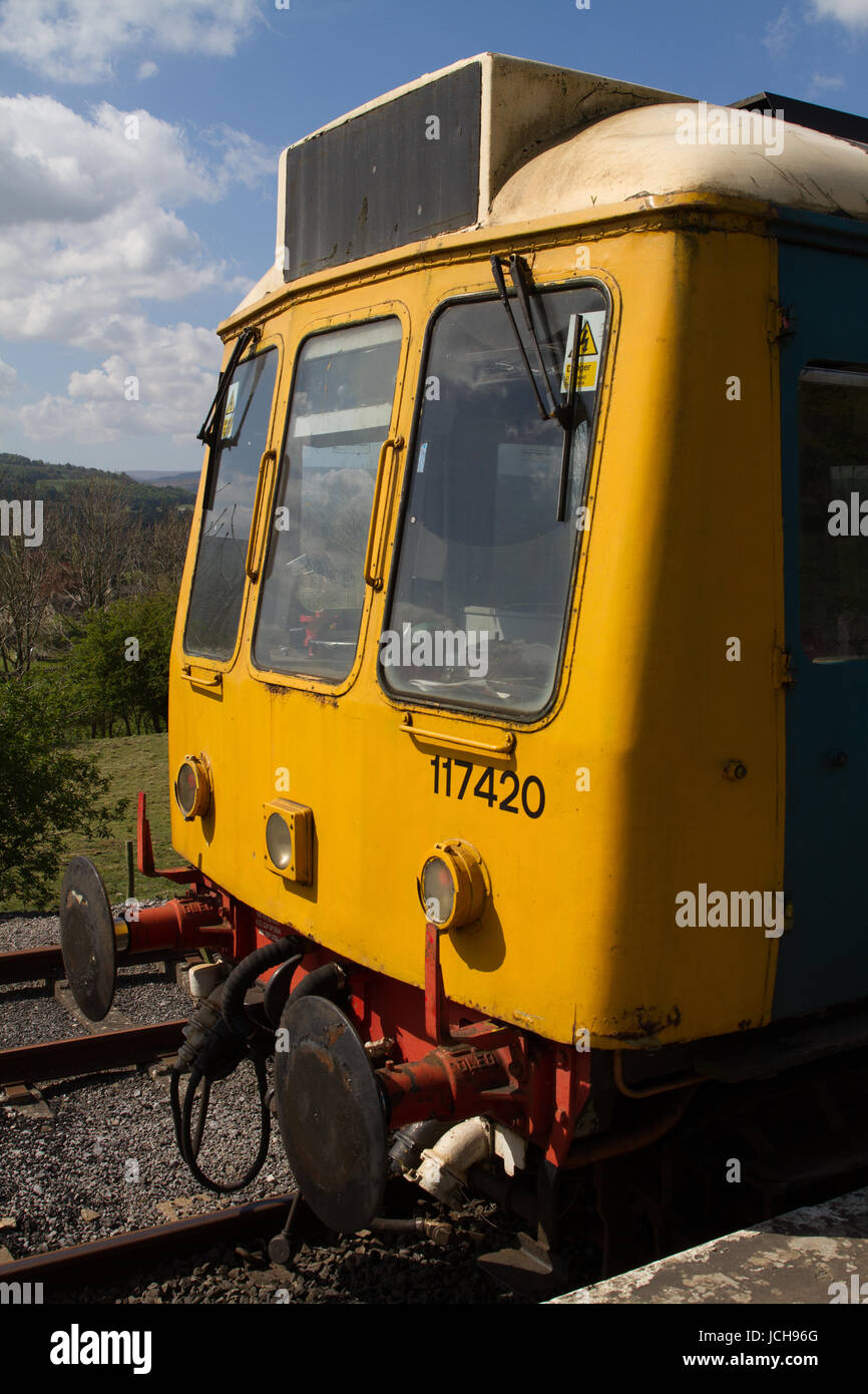 Class 117 dmu hi-res stock photography and images - Alamy
