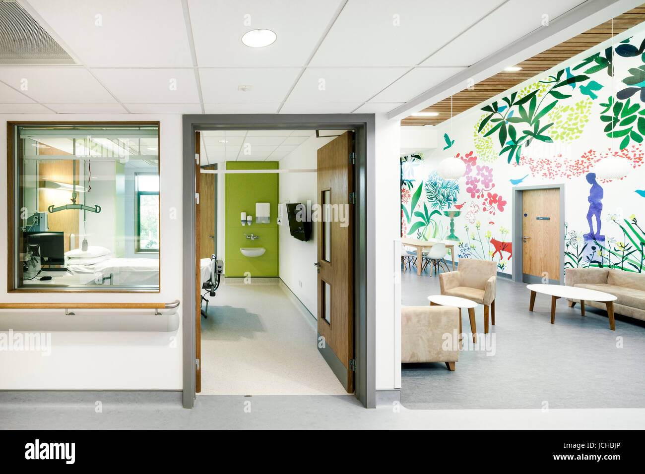 East surrey hospital, redhill hi-res stock photography and images - Alamy