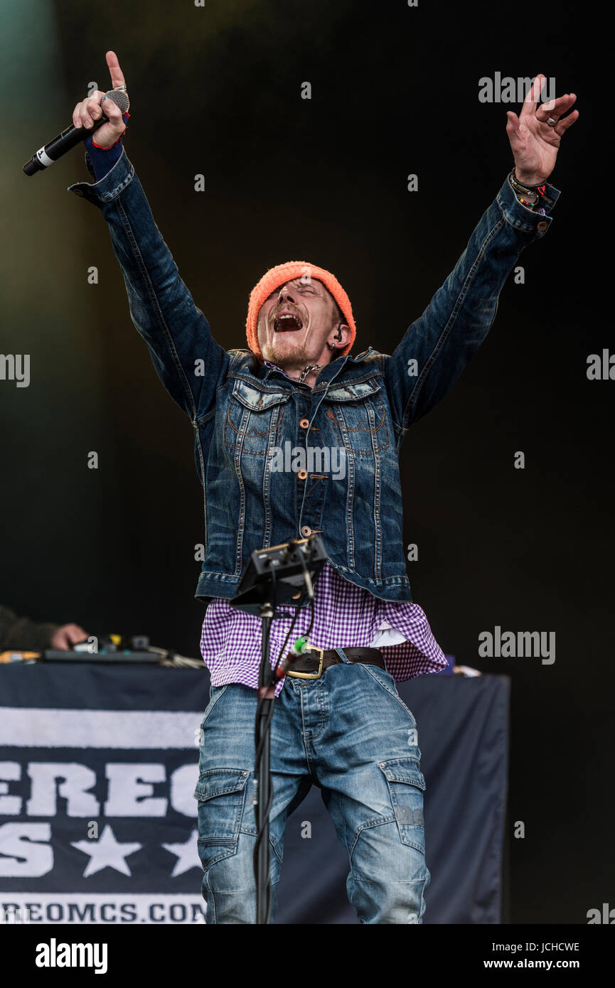 Dundrennan, Scotland, UK - July 24, 2015: Rob Birch of the Stereo MCs ...