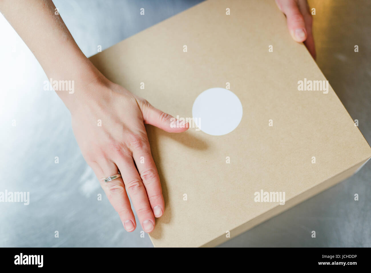 Women chef cardboard box hi-res stock photography and images - Alamy