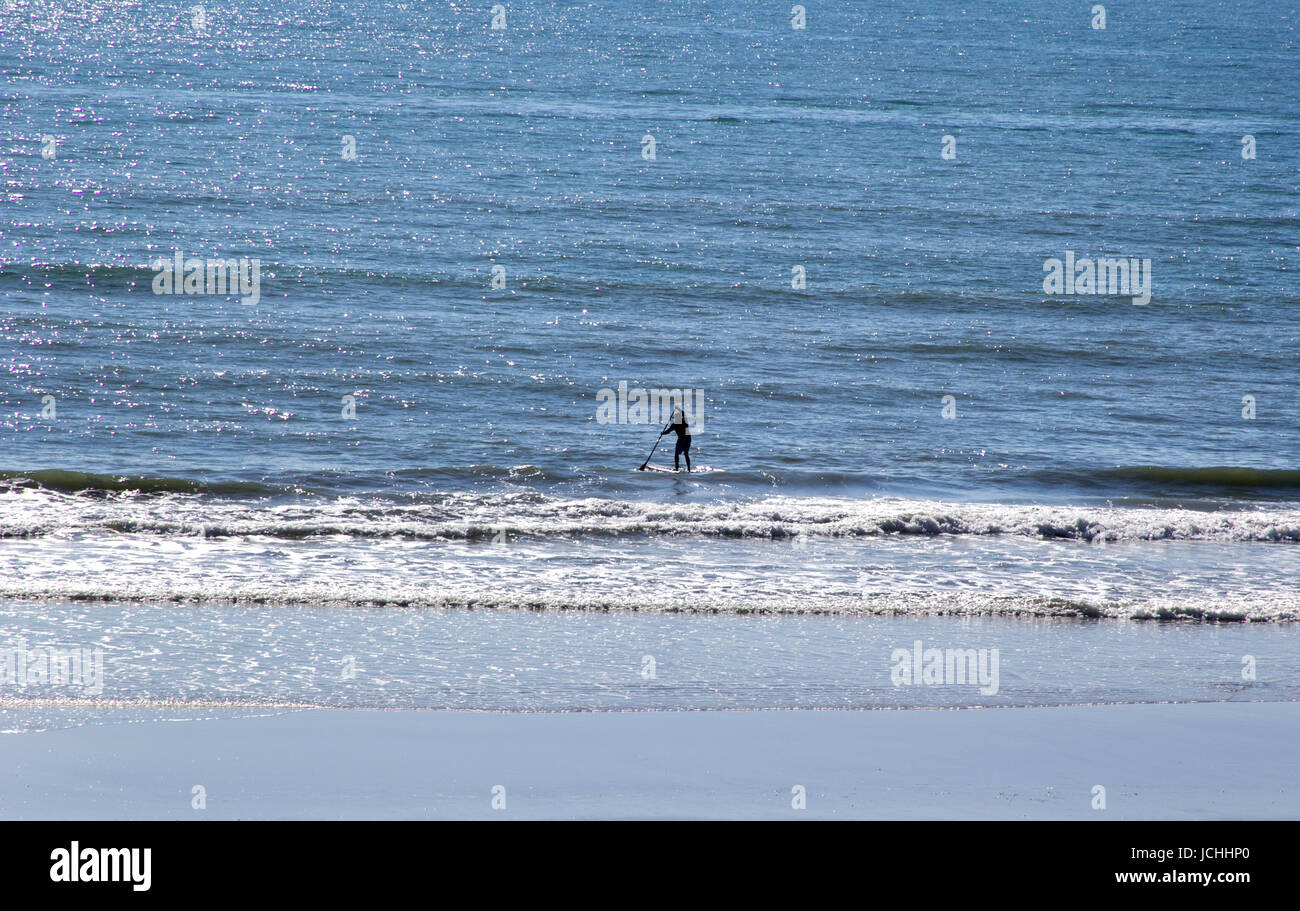 Figure paddle boarding Jacksonville beach, Florida Stock Photo - Alamy