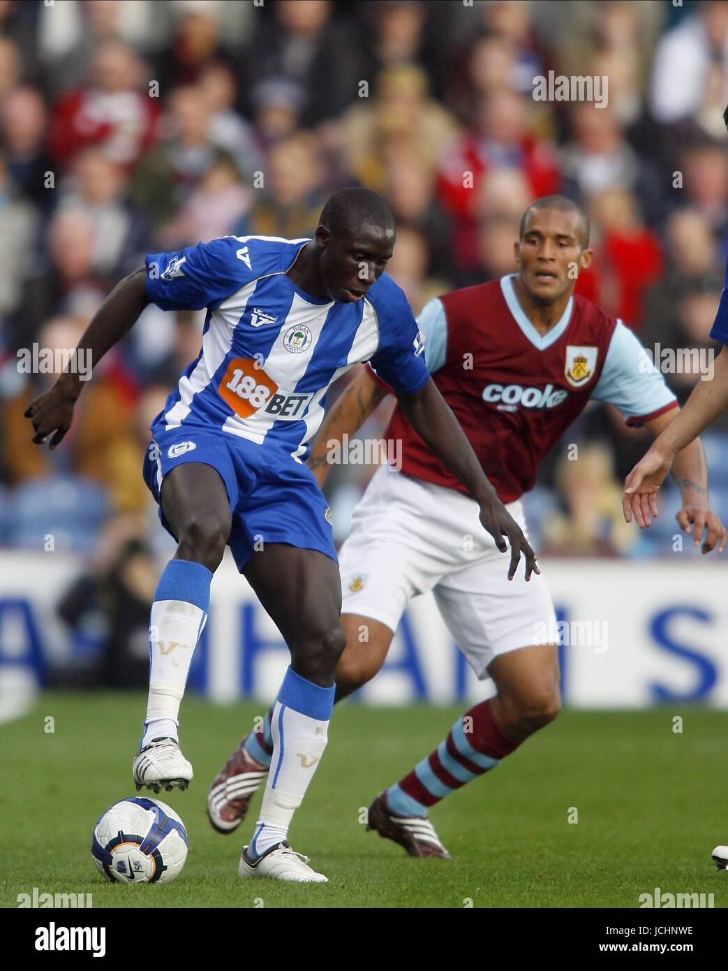 MOHAMED DIAME & CLARKE CARLISLE BURNLEY V WIGAN ATHLETIC BURNLEY V ...