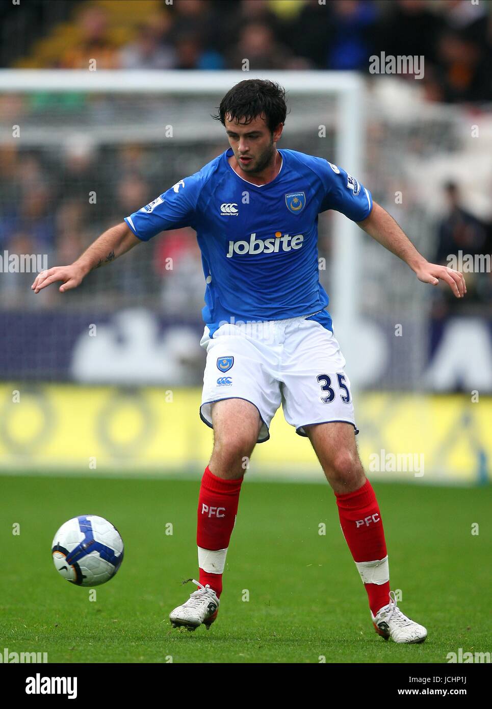 MARC WILSON PORTSMOUTH FC HULL CITY V PORTSMOUTH KC STADIUM, HULL ...