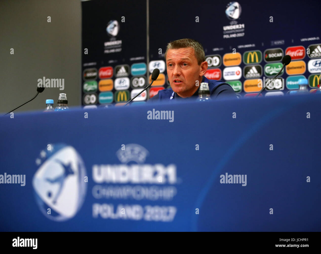 England U21 manager Aidy Boothroyd speaks to the media after the team ...