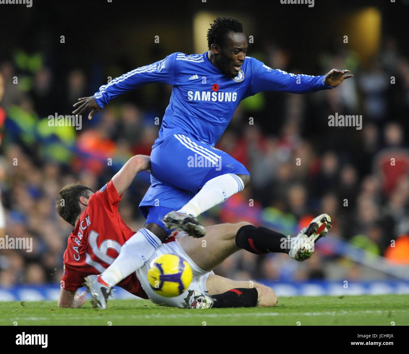 Essien chelsea fc player hi-res stock photography and images - Alamy